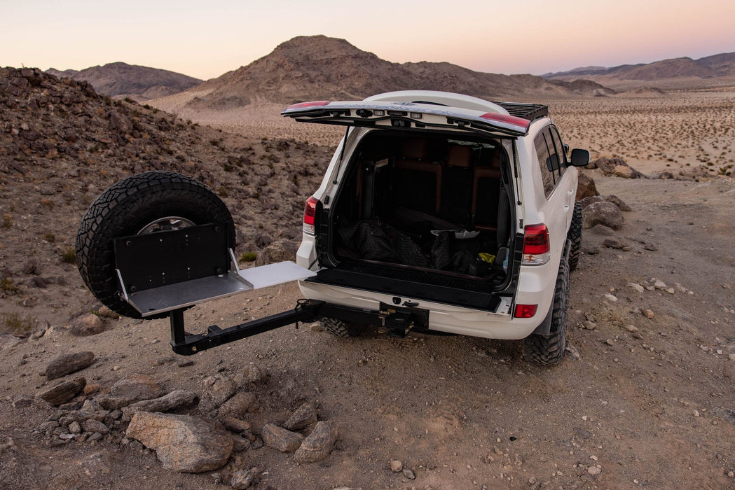 RIG'd HitchingPost™ Tire Mount — Land Cruiser Lifestyle