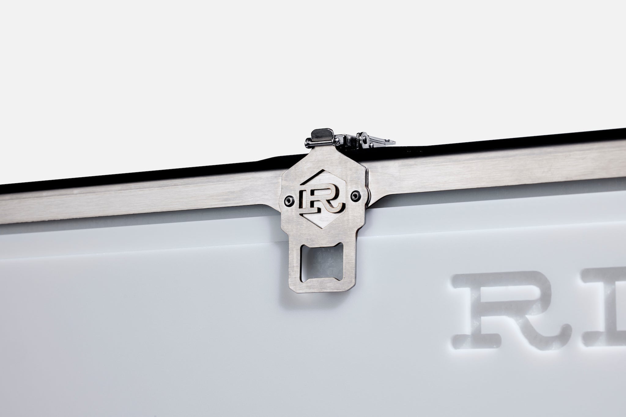 RIG'd UltraTable™ For UltraSwing™ — Land Cruiser Lifestyle